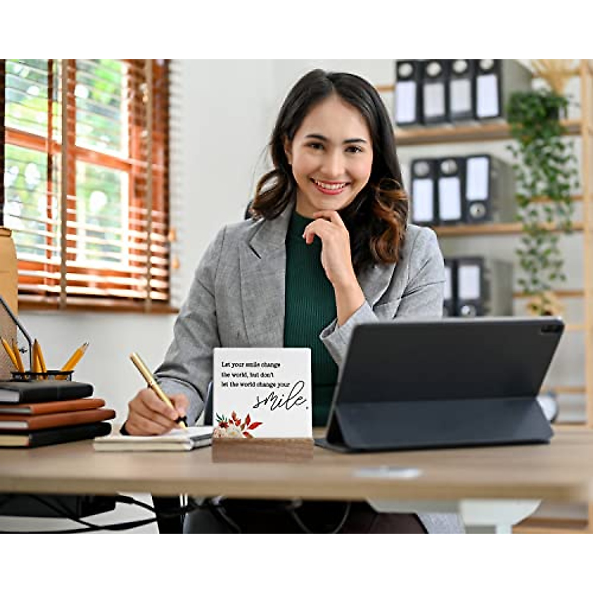 Pigort Let Your Smile Change the World Sign Decor Inspirational Desk Quote Sign Office Motivational Gifts Positive Quotes Ceramic Decor with Wooden Stand for Home Office Classroom Decoration