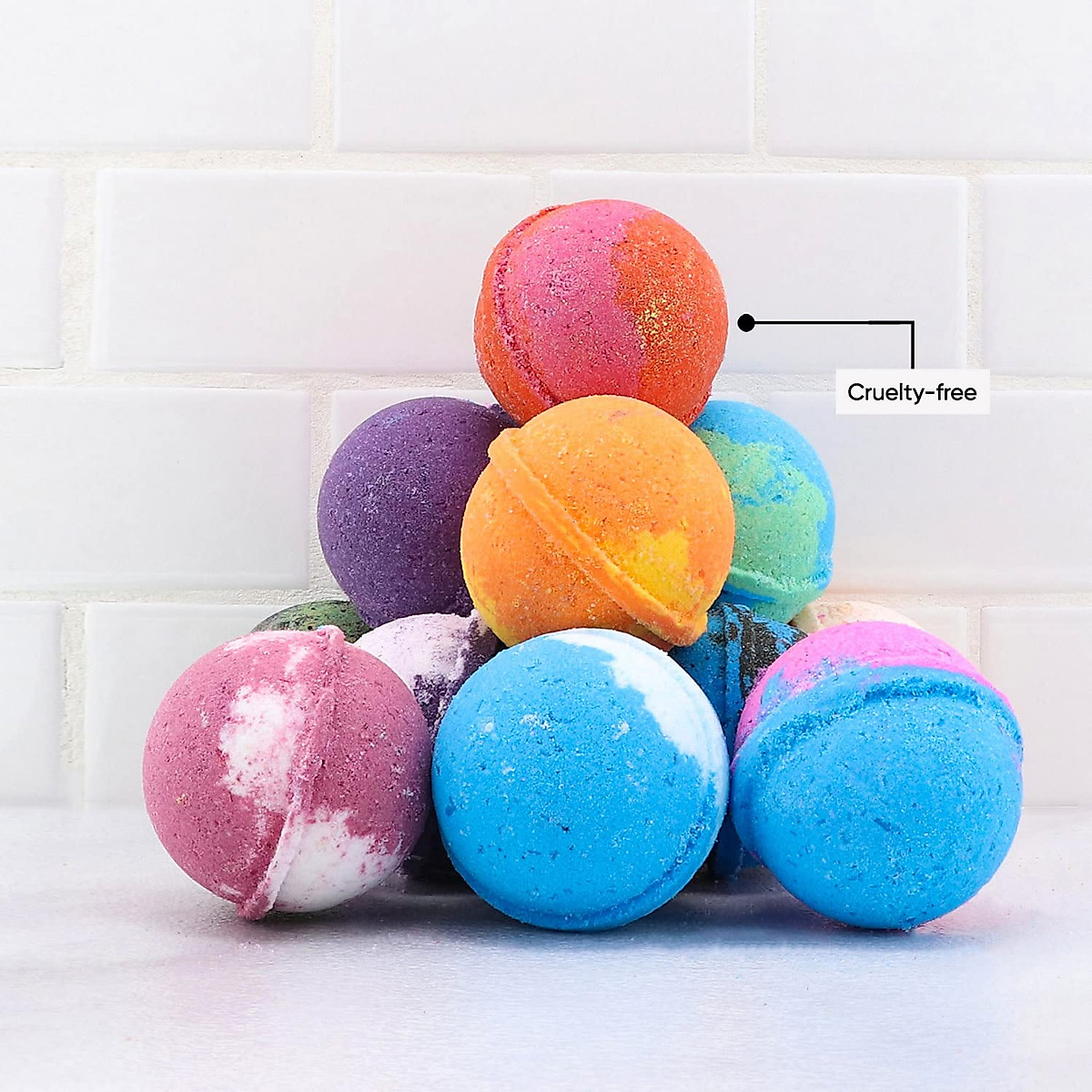 Sky Organics - Kids Bath Bomb Gift Set, Bath Bombs with Surprise Kids Bath Toys Inside - Epsom Salt, Fizz, Fun Colors - Natural, Vegan & Cruelty Free - Kids Skin Care & Self Care - 6 Scents