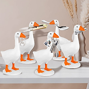 Leiormvses Magnetic Goose Duck Key Holder 1 Pcs, Room Decorations Cute Figurines Ornament Goose Merch Animal Statues for Home Decor Housewarming Gifts (White Base)