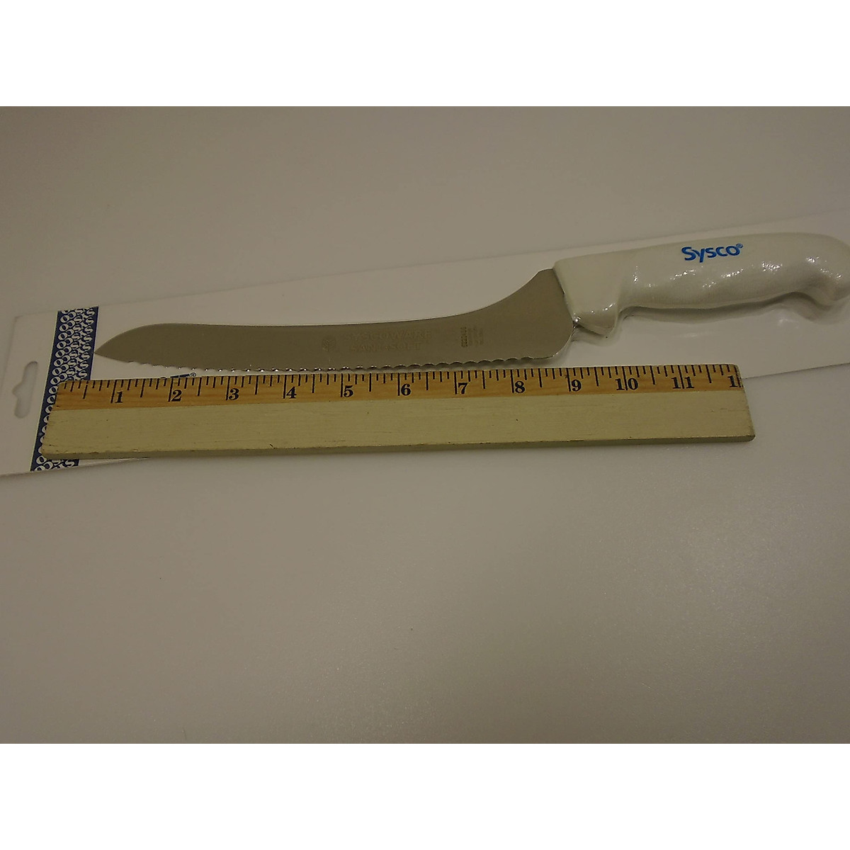 Sysco USA 9 in Offset Scalloped Slicer Bread Sandwich Knife Soft Grip Handle