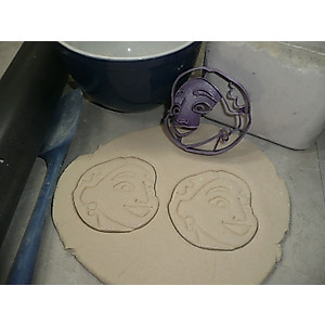 YNGLLC ENCANTO THEMED SET OF 7 COOKIE CUTTERS MADE IN USA PR1633, Multicolor