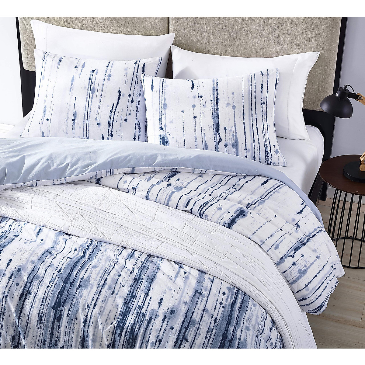 City Scene - King Comforter Set, Reversible Cotton Bedding with Matching Shams, Modern Home Decor (Sokal Blue, King)