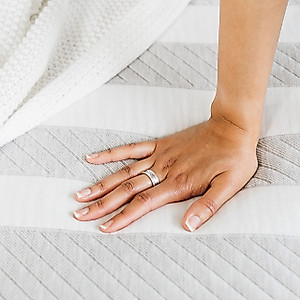 Leesa Original Hybrid 11" Mattress, California King, Premium Cooling Foam and Individually Wrapped Springs/CertiPUR-US Certified / 100-Night Trial