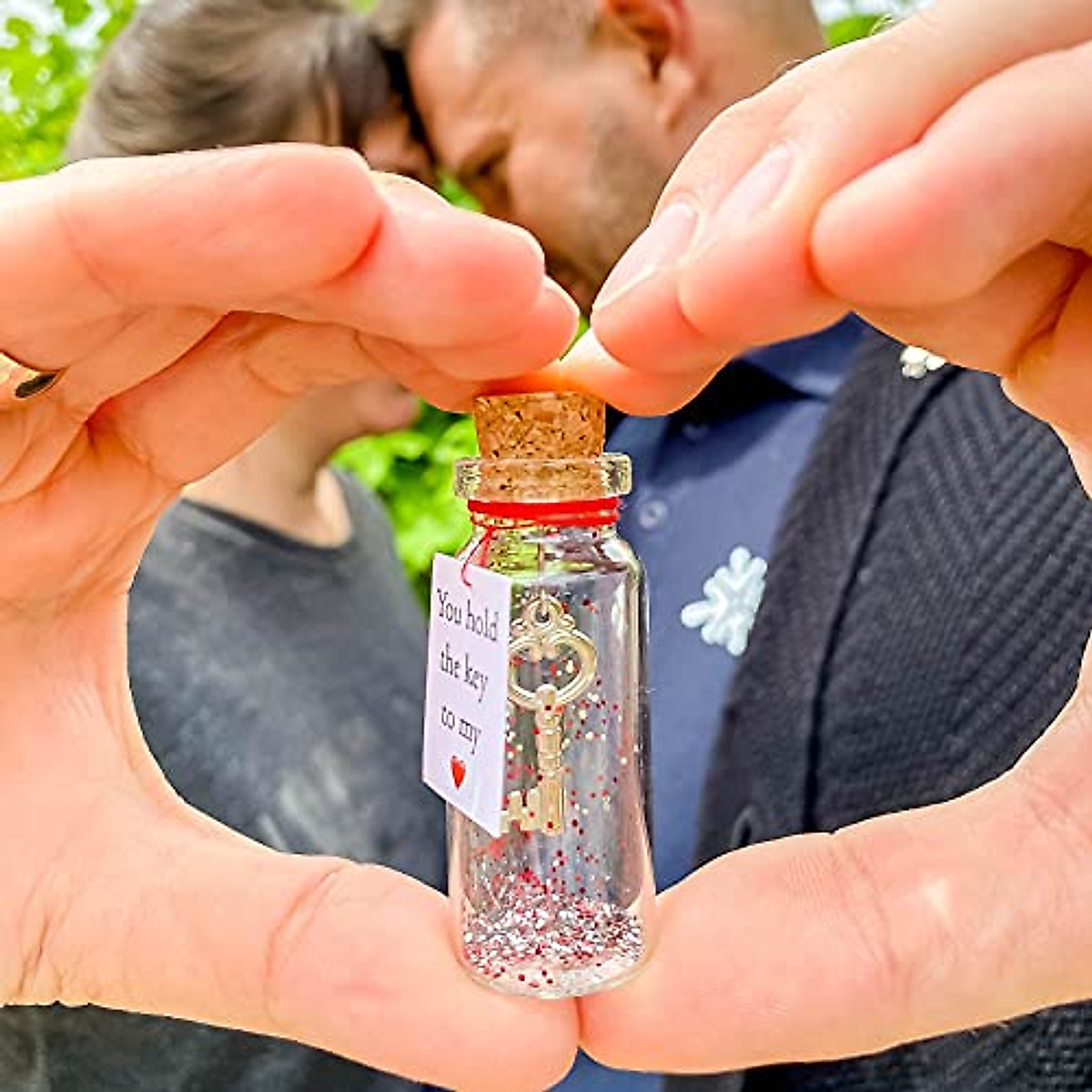 Kseniya Revta Anniversary Present for Her & Him, Romantic Gift for Boyfriend Girlfriend, Custom Message I Love You Gifts to Wife Husband (Key - You Hold the Key to My Heart, in a Bottle)