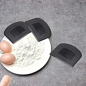 Leonnn Pan Cream Cake Scraper for Cut Bread,Black 3pcs Durable Dish Scraper,Pot Scraper,Plastic Scrubbers for Pans,Multifunctional Pan Scraper Tool and polyethylene Scraper for Kitchen and Home