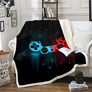 Teen Gaming Throw Blanket Gamer Gift for Boys Bed Blanket Kids Girls Young Man Video Games Sherpa Blanket Chic Abstract Gamepad Fleece Blanket Black Red Blue Luxury Soft Microfiber Lightweight 40"x50"