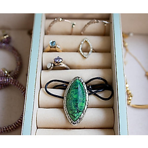 SalesOne LLC Marvel Studios Shang-Chi and the Legend of the Ten Rings Green Pendant Necklace Authentic Prop Replica, Cosplay Costume Accessories | MCU Superhero Comic Book Gifts And Collectibles