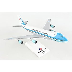 SkyMarks SKR041 Air Force One Boeing 747-200 VC25 1:250 Scale Desktop Model with Stand