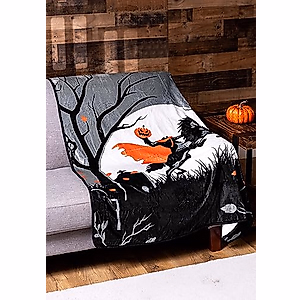 Fun Costumes Headless Horseman Fleece Microfiber Throw Blanket 60" x 48" | Soft & Fuzzy Spooky Horror Halloween Home Decor