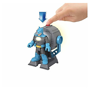 Fisher-Price Imaginext DC Super Friends Batman Toys Bat-Tech Bat-Signal 9-Piece Figure Set for Preschool Pretend Play Kids Ages 3+ Years