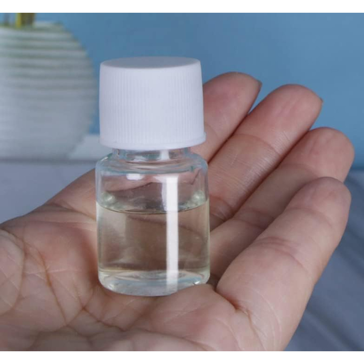 Duehut 10PCS 5ml Plastic Bottles Lab Cylindrical Chemical Reagent Bottle Lab Wide Mouth Small Plastic Water Bottles Reagent Bottle Liquid Bottle Solid Powder Bottle for Food Store White