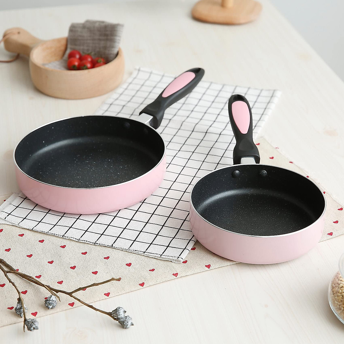 RATWIA Nonstick Frying Pan,Mini Egg and Omelet Pan-6 Inch, Induction Skillet Stone Coating Multipurpose Pan,PFOA Free,Pink