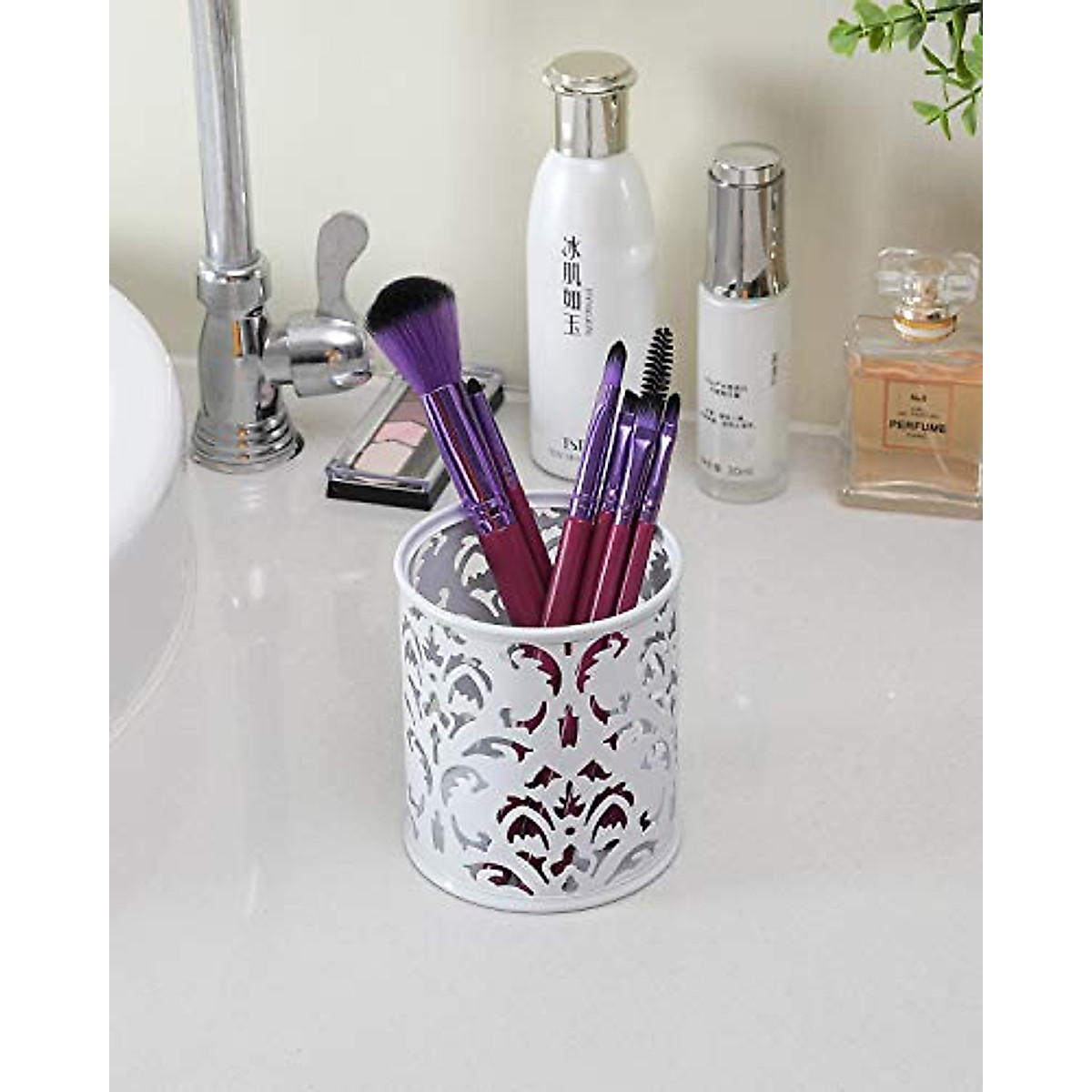 EasyPAG 2 Pack Pen Holder for Desk Premium Metal Pencil Holder Pen Cup Marker Holder Makeup Brush Holders, Desk Accessories & Workspace Organizers for Home, School & Office,White