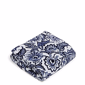 Vera Bradley Women's Oversized Fleece Plush Throw Blanket, Java Navy & White, Twin/Twin XL