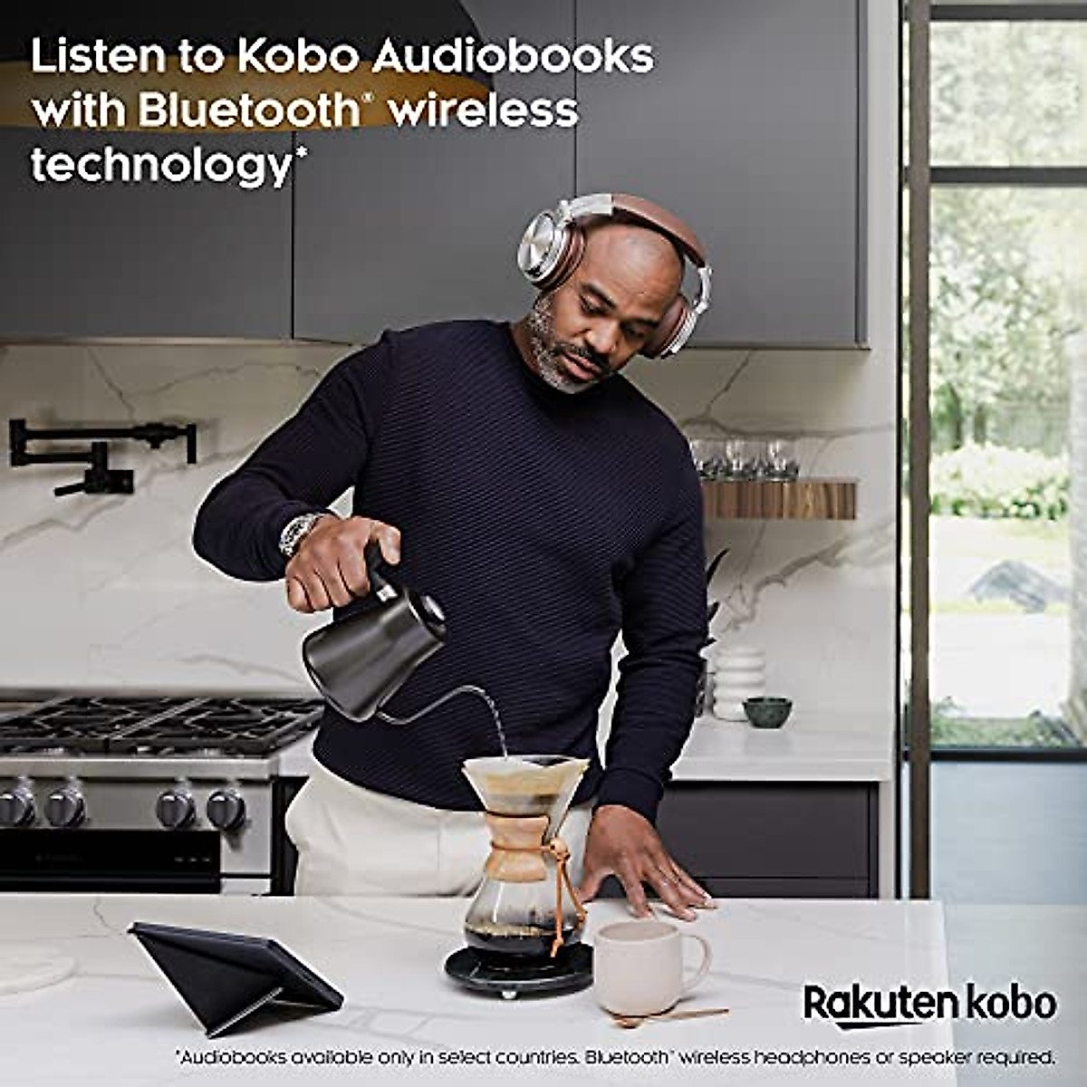 Kobo Sage | eReader with Green SleepCover & Stylus | 8” HD Glare Free Touchscreen | Waterproof | Blue Light Reduction | Bluetooth | WiFi | 32GB of Storage (Green + Stylus)