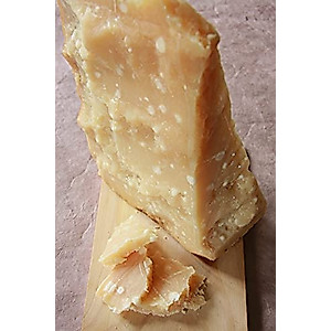 Italian Pottery Cheese Container - Glass Cheese Holder with Vacuum System