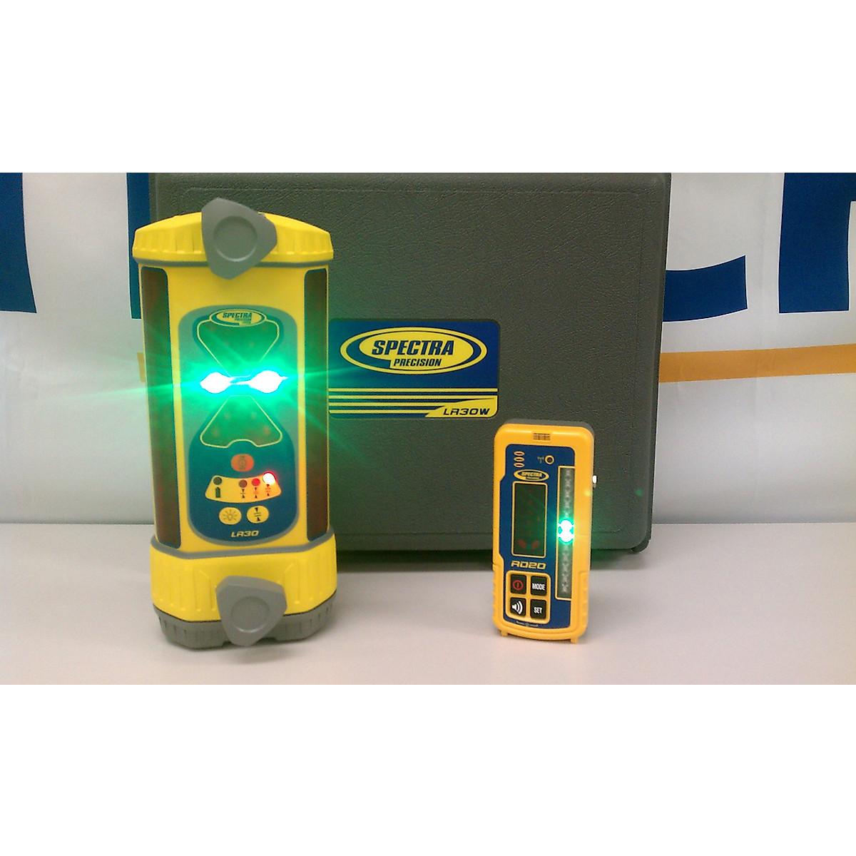 Spectra Precision LR30W Laser Receiver w/Charger, Radio & Remote Display