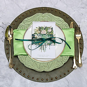 Leemxiiny Antique Green Charger Plates with Embossed Edge, Plastic Flora Decorative Chargers for Dinner Plates Set of 6 Bulk Wedding for Table Setting, Party, Holiday