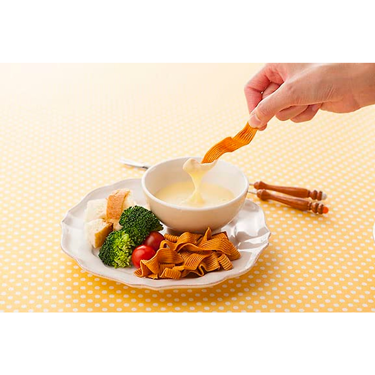 Baby Star Crunchy Ramen Snack Wide - Tonkotsu 2.46oz (6 Pack)