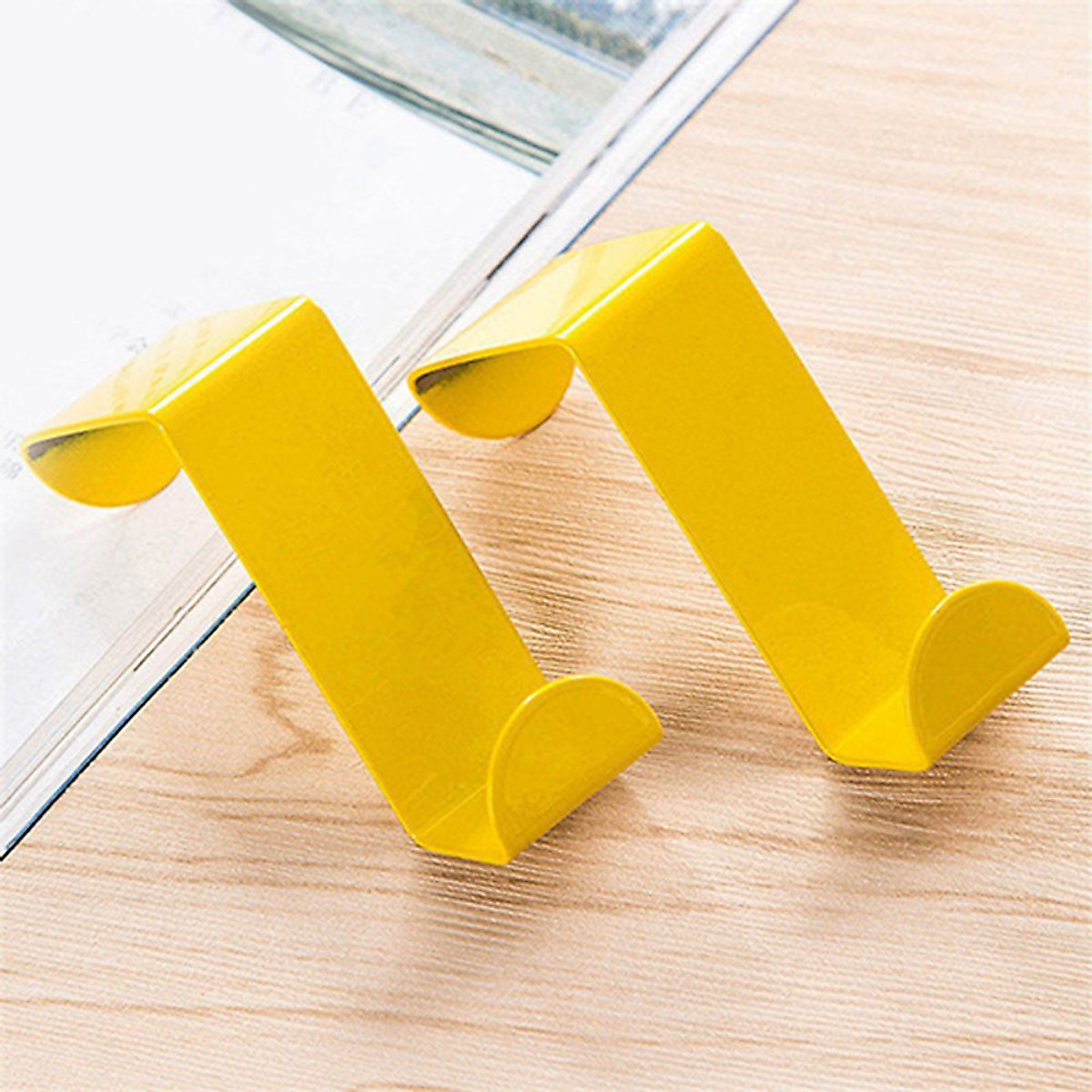 Baost 2 Pcs Stainless Steel Over The Door Hooks Z Shaped Hanging Hooks Bathroom Door Cabinet Back Hanger Hook Kitchen Space Saving Storage Organizer Rack for Towel, Hat, Coat Yellow