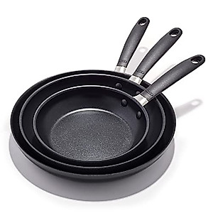 OXO Good Grips 8" 10" and 12" Frying Pan Skillet Set, 3-Layered German Engineered Nonstick Coating, Stainless Steel Handle with Nonslip Silicone, Black