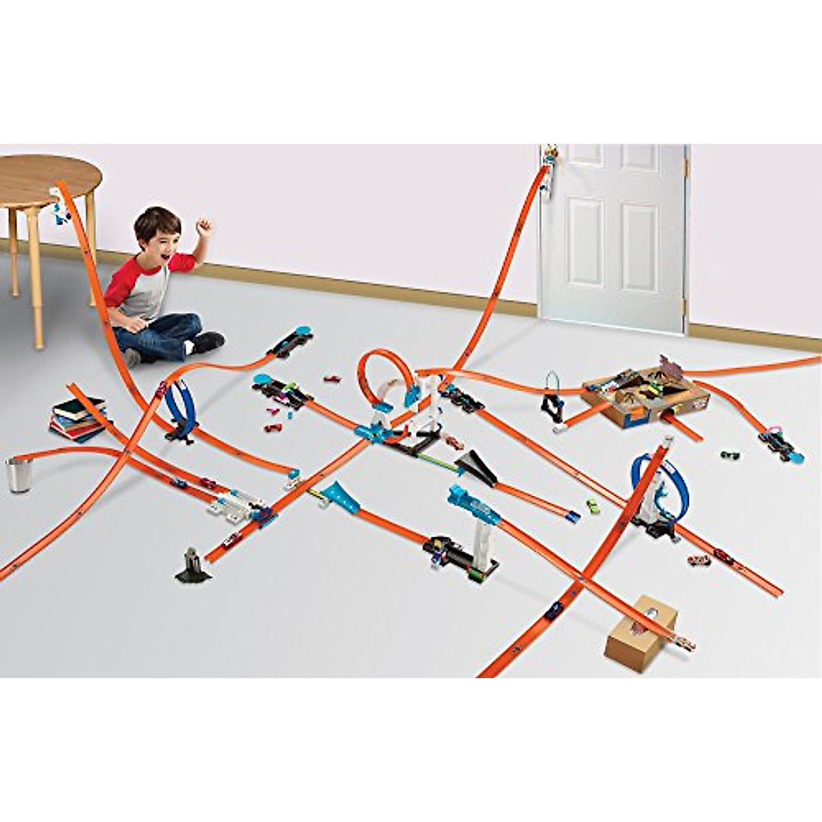 Hot Wheels DLF28 Track Builder System Stunt Kit Playset [Amazon Exclusive]