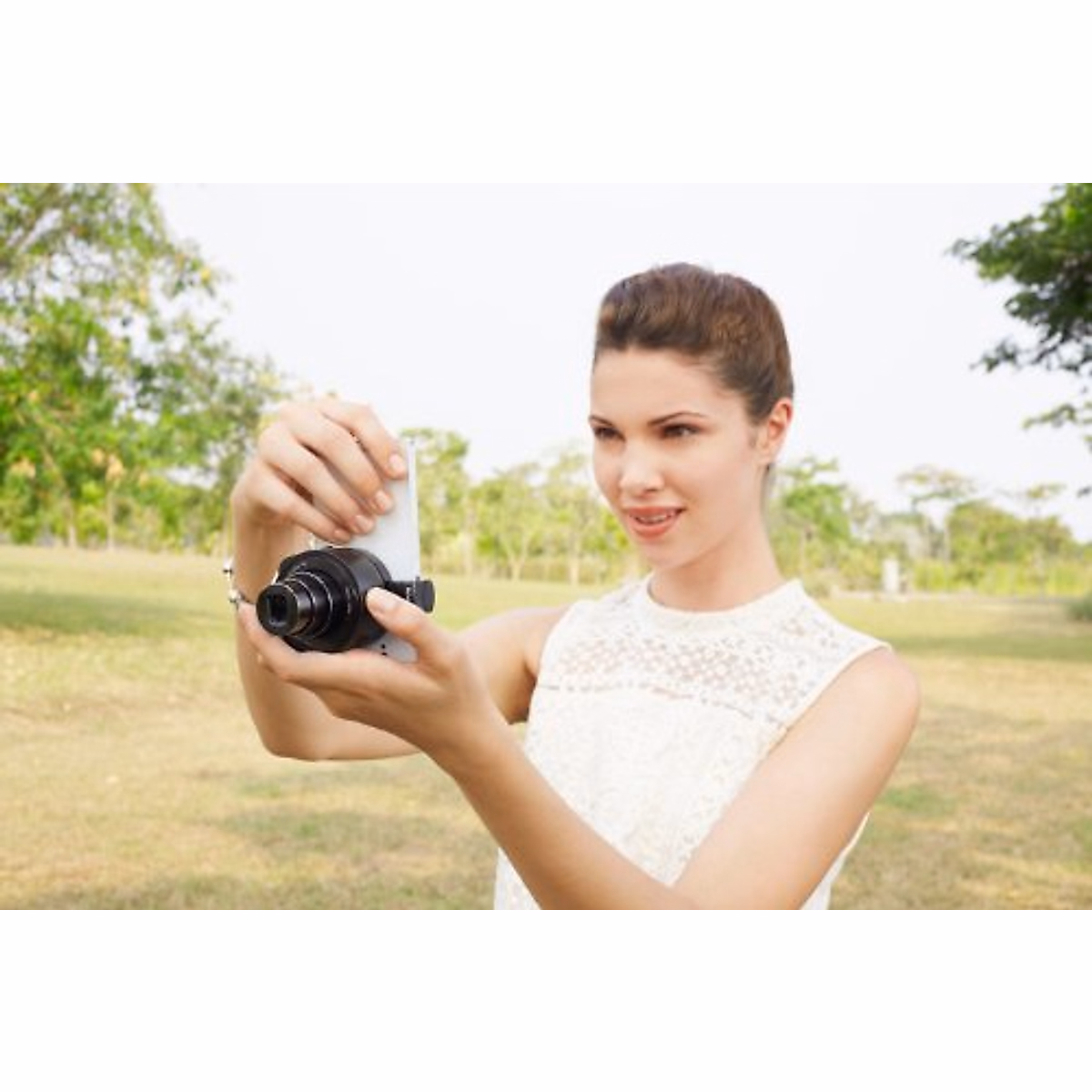 DSC-QX 10 B DSCQX10B.CE7 - Sony Cyber-Shot - International Version (No Warranty)