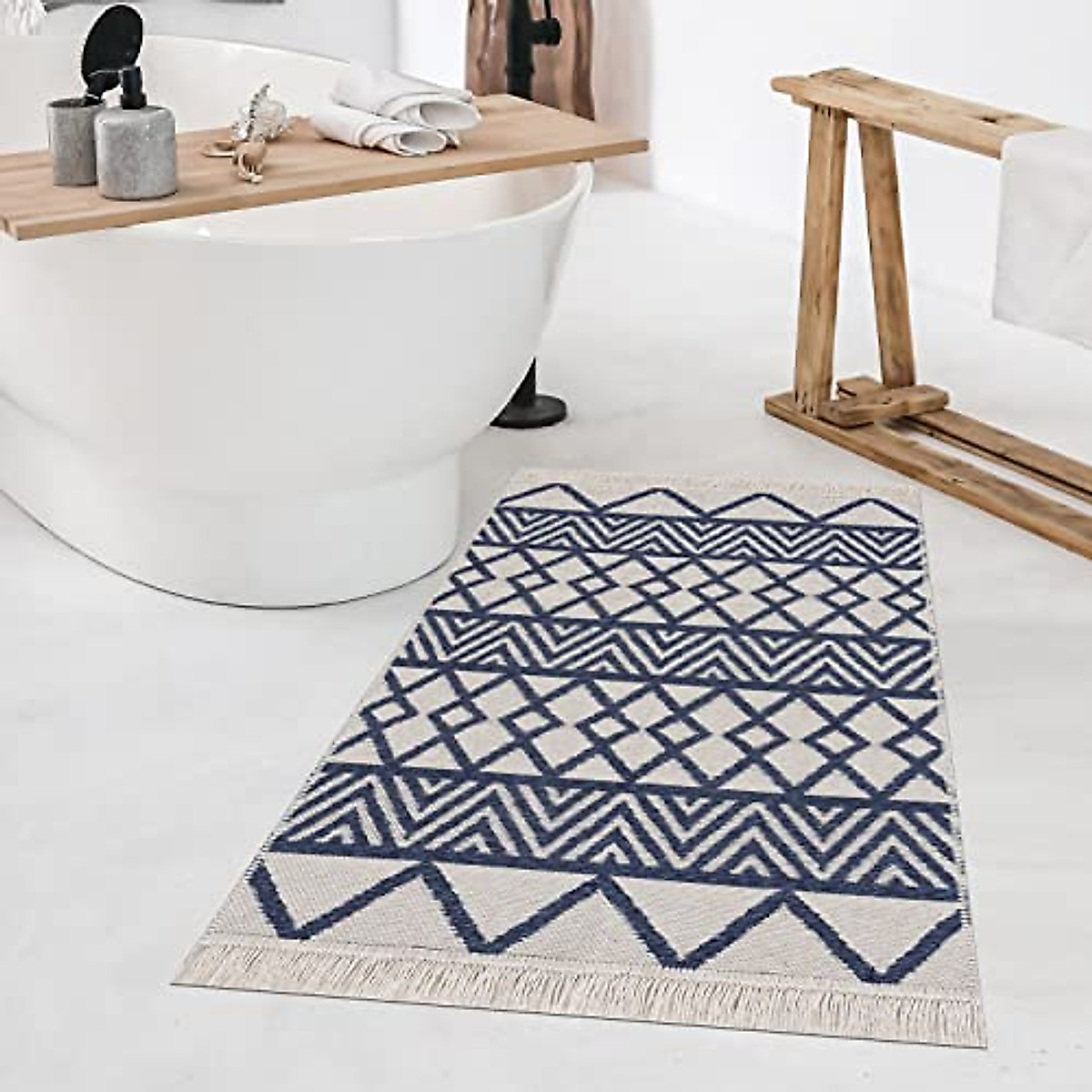Keen Home Design Area Rugs - 2x4 Reversible and Machine Washable Boho Rug - 100% Cotton - Two Sided Rug for Living Room, Kitchen, Hallway, Bedroom, Entryway - (2’ x 3’7’’, Navy)