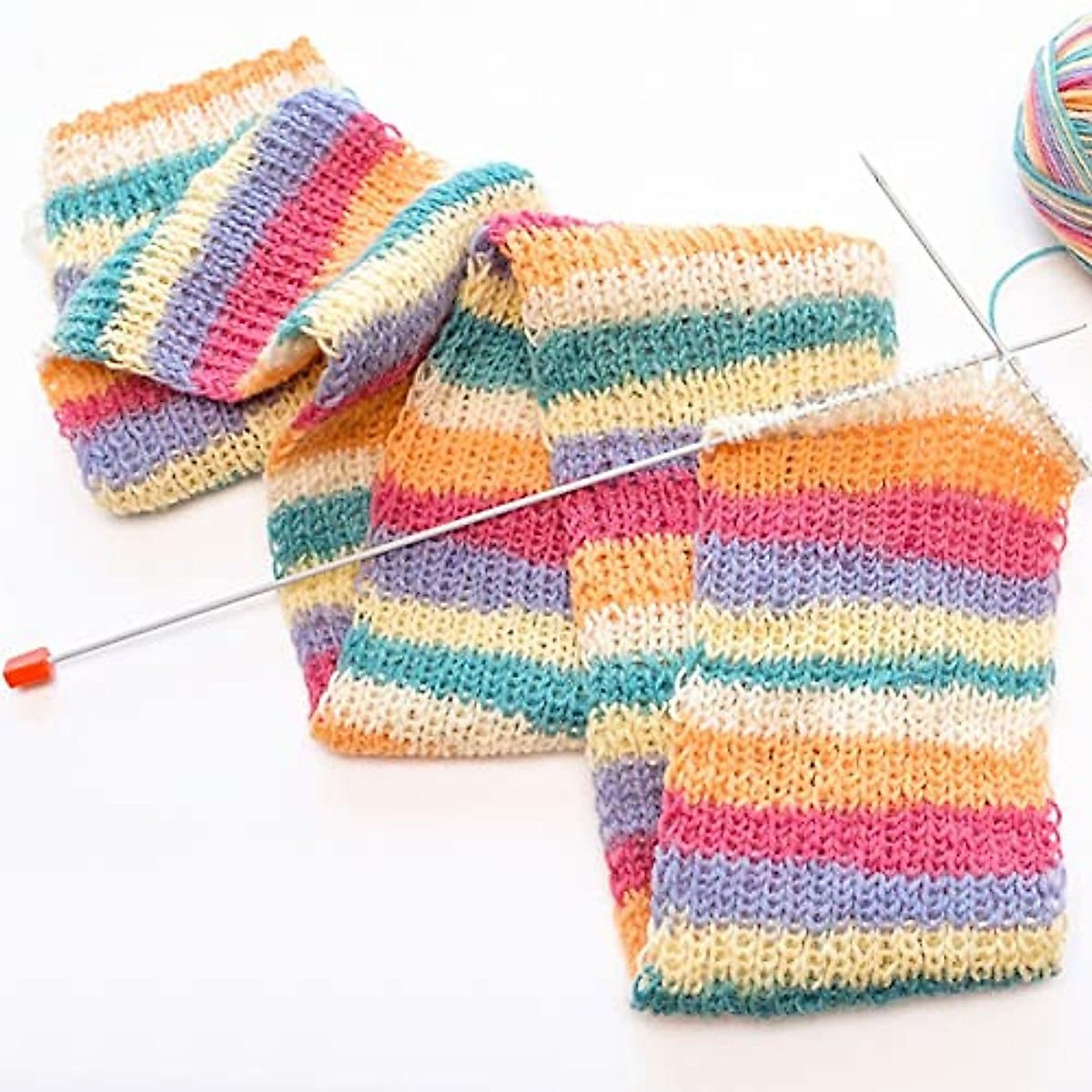 Fuzzy Knitting Yarn Medium Thick Skeins Wool Yarn for Knitting and Crocheting Super Soft Lightweight Crochet Yarn Breathable Knitting Fabric for Beginners DIY Craft Projects, 150g/Ball