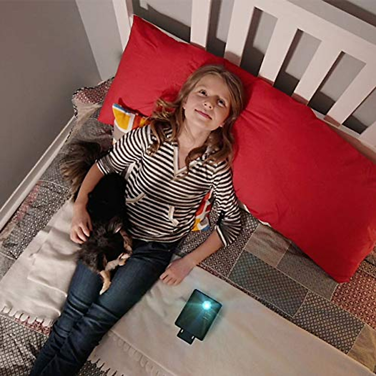 Miroir M189 HD Portable Projector - Rechargeable Battery - Home and Outdoors (Renewed Premium)