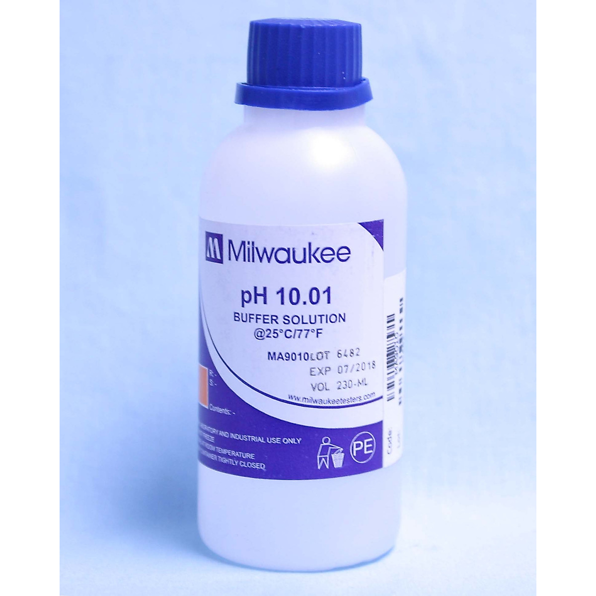 Milwaukee MA9010 pH 10.01 Calibration Buffer Solution, 220mL Bottle