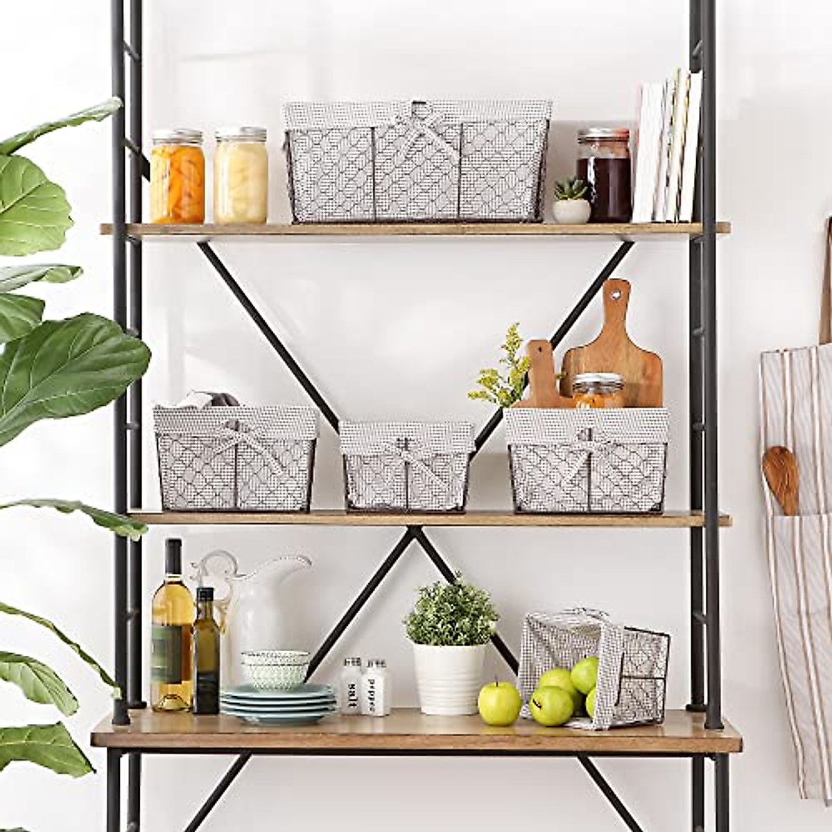 DII Farmhouse Chicken Wire Storage Baskets with Liner, Set of 5, Rustic French Blue, Assorted Sizes, 5 Piece