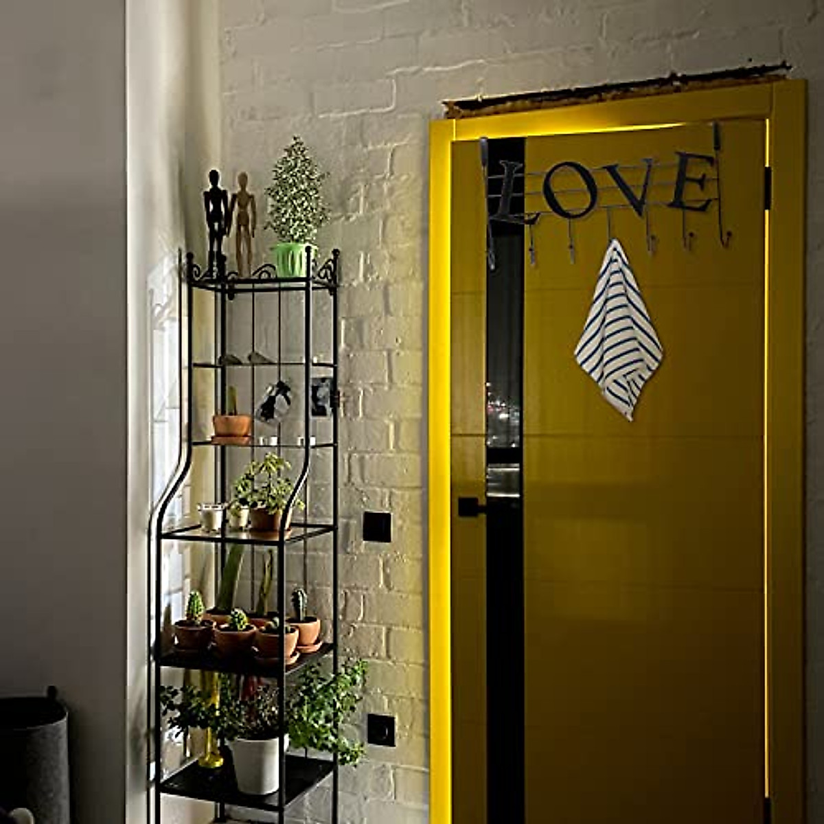 Healifty 1pc Storage Over Hook Hats Livingroom Mudroom Door Rails Towel Hanger Jackets Punching- free Decor Iron Hanging Home Metal Shop Clothes Wall Art Gadget Love Duty Hangers The