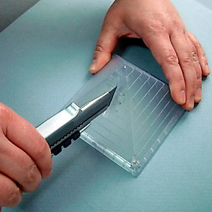 NT Cutter Pyramid Shaped Blade Disposal Case with Blade Snapper, 1 Case (ICD-400P)