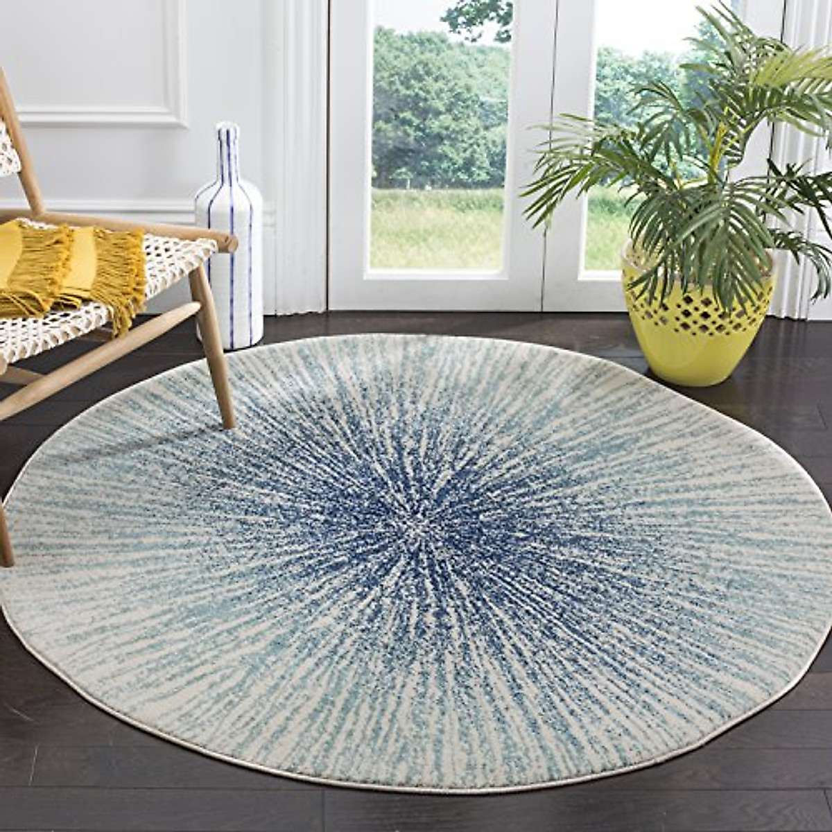 SAFAVIEH Evoke Collection 5'1" Round Royal / Ivory EVK228A Abstract Burst Non-Shedding Dining Room Entryway Foyer Living Room Bedroom Area Rug