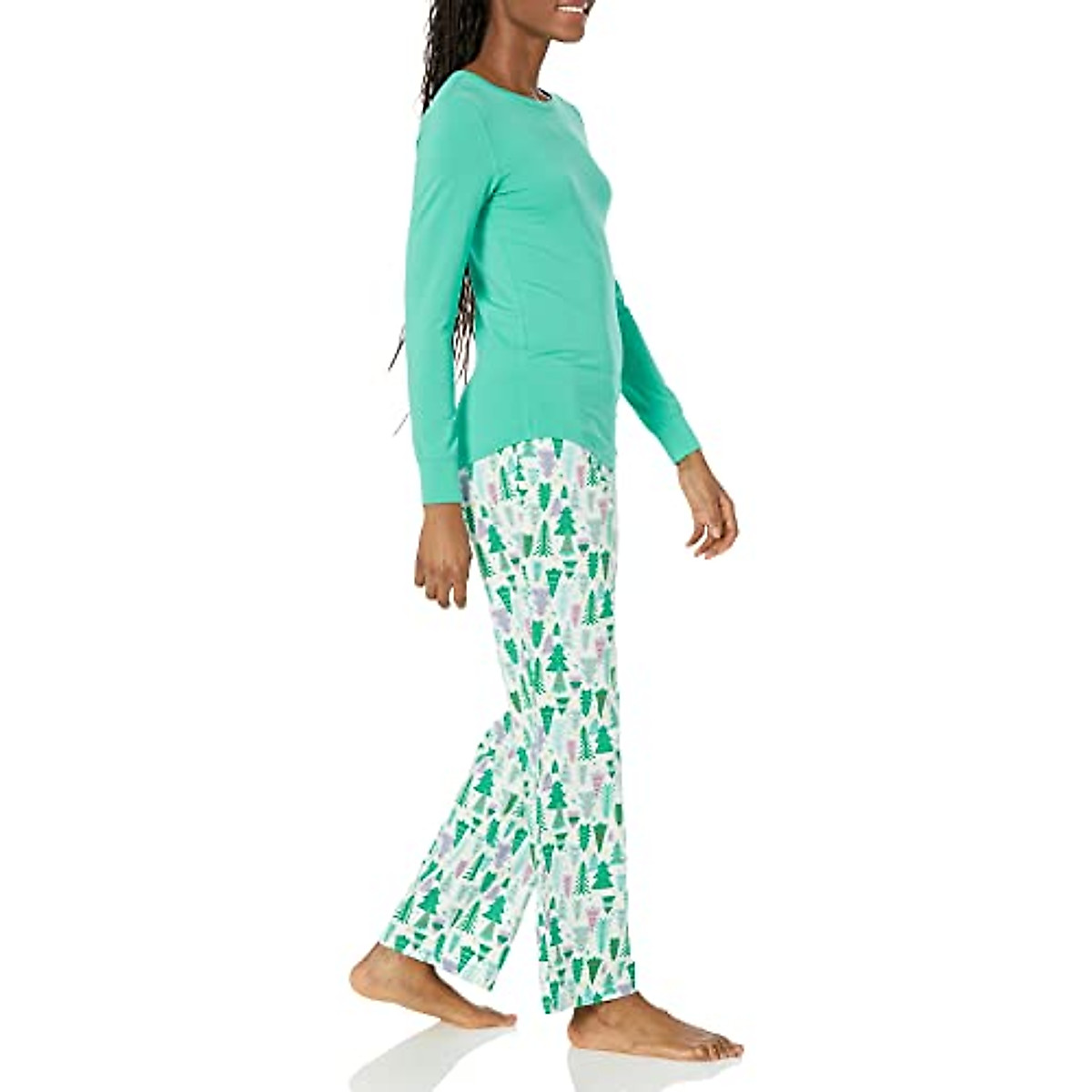 Amazon Essentials Women's Lightweight Flannel Pant and Long-Sleeve T-Shirt Sleep Set, Ecru Festive Tree, Large