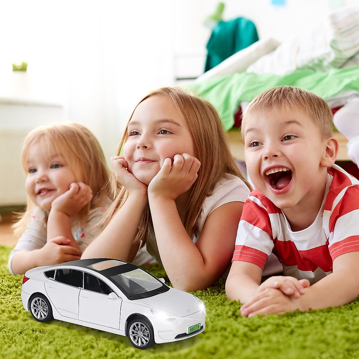 MYJJTYS Toy Car 1/32 Model 3 Metal Die Casting Pull Back Car for 3 4 5 6 7 Year Old boy Toy with Sound and Light,White