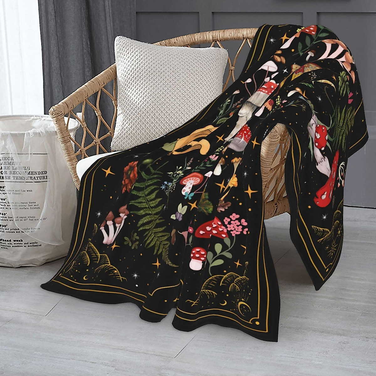 Cute Mushroom Throw Blanket Aesthetic,Witchy Gifts for Women,Gothic Gifts,Soft Cozy Warm Moth Witchy Plush Blanket Throw for Women Men Teens Girls Boys Mom,60x50 inch Black