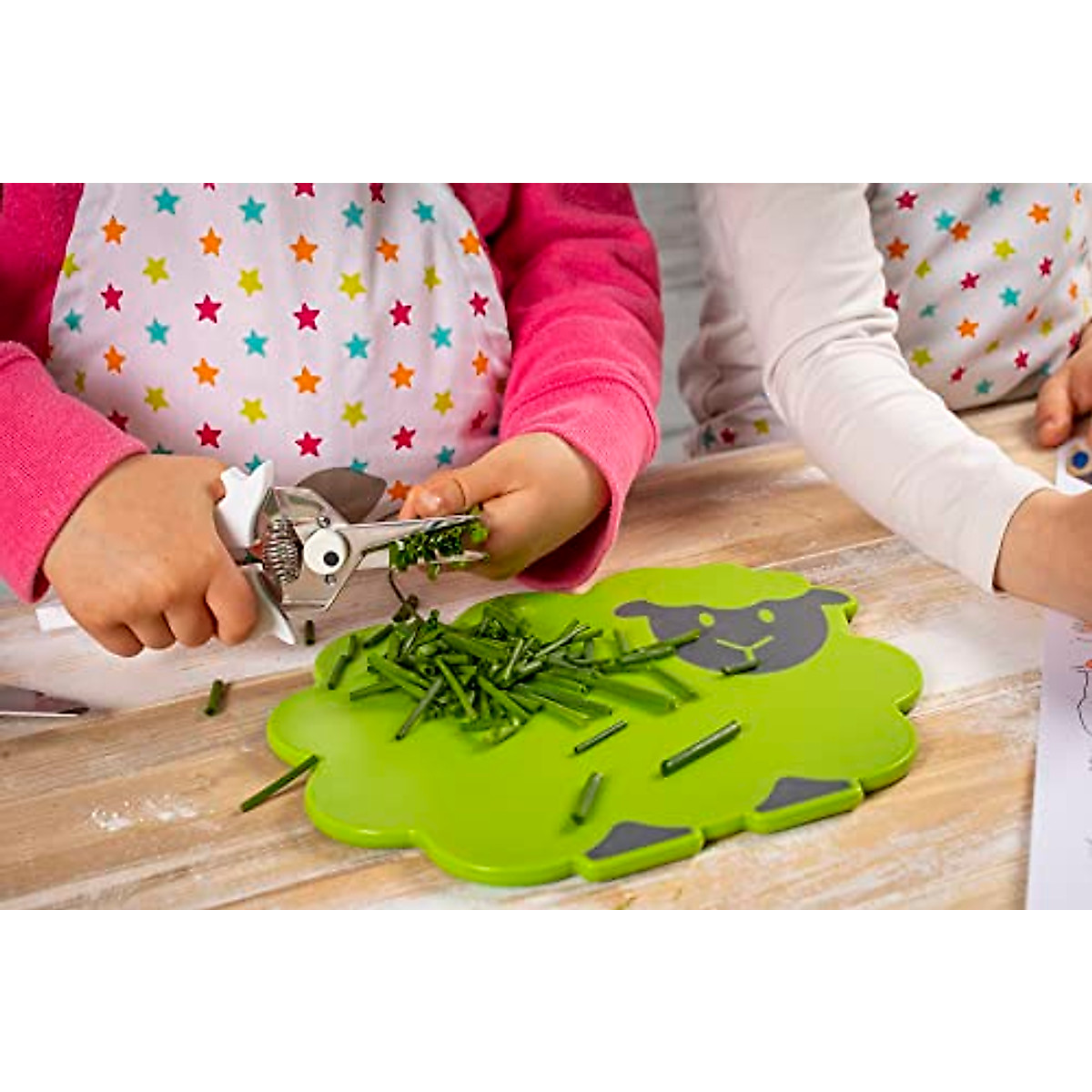 Kuhn Rikon Kinderkitchen Kids Cutting Board, Sheep, 9.8" x 9.1" x 4.3", Green | Child-Friendly Kitchen Tools For Real Cooking