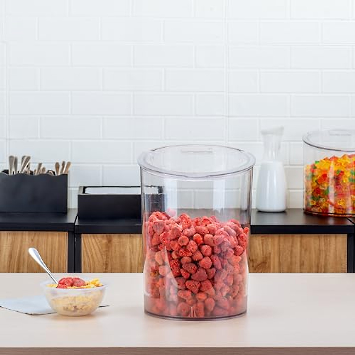 Restaurantware Met Lux 4 Gallon Food Storage Container, 1 Airtight Treat Box - With Scoop, Shatterproof, Clear Plastic Cereal Container With Hinged Lid, For Kitchen Or Pantry Organization