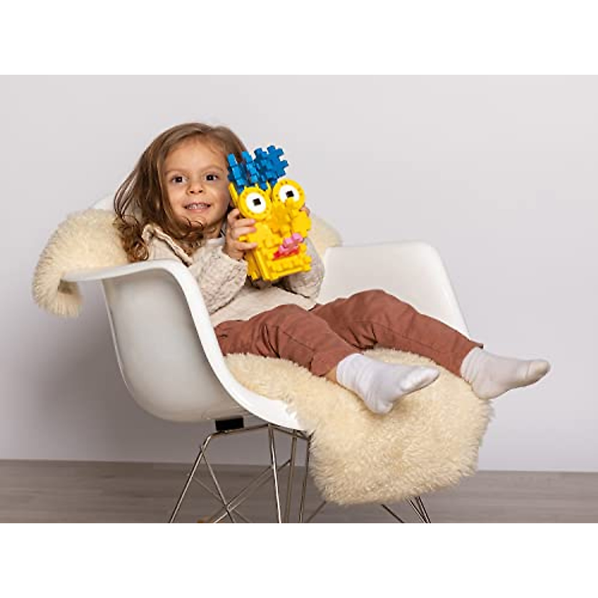 PLUS PLUS Big - Make & GO! - 70 Pieces - Construction Building Stem/Steam Toy, Interlocking Large Puzzle Blocks for Toddlers and Preschool