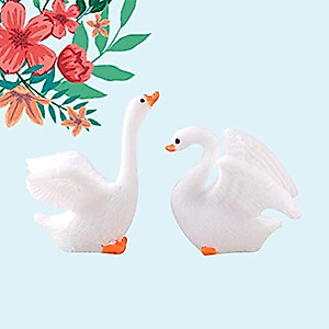 HEALLILY 2pcs Miniature Swan Resin Swan Statue White Swan Figurine Swan Couple Decor Elegant Swan Gift Cake Topper for Fairy Garden Micro Landscape