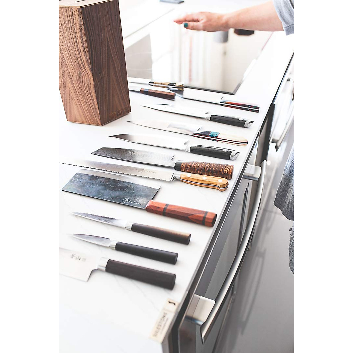 360 Knife Block MAX - (walnut) rotating, magnetic, knife block - NOW w/top slots - capacity for 20+ knives & 12" blades (Walnut wood)