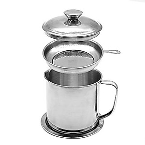 Bacon Grease Container,Kitchen Oil Container Can with Strainer and Anti-slip coaster tray for Store Meat Frying Oil and Cooking Grease Storage