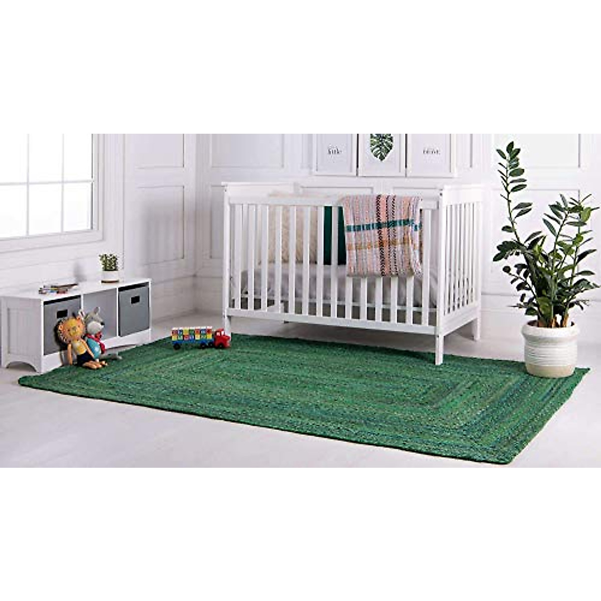 Unique Loom Braided Chindi Collection Area Rug - Layer (4' 1" x 6' 1" Rectangle, Green/ Hunter Green)