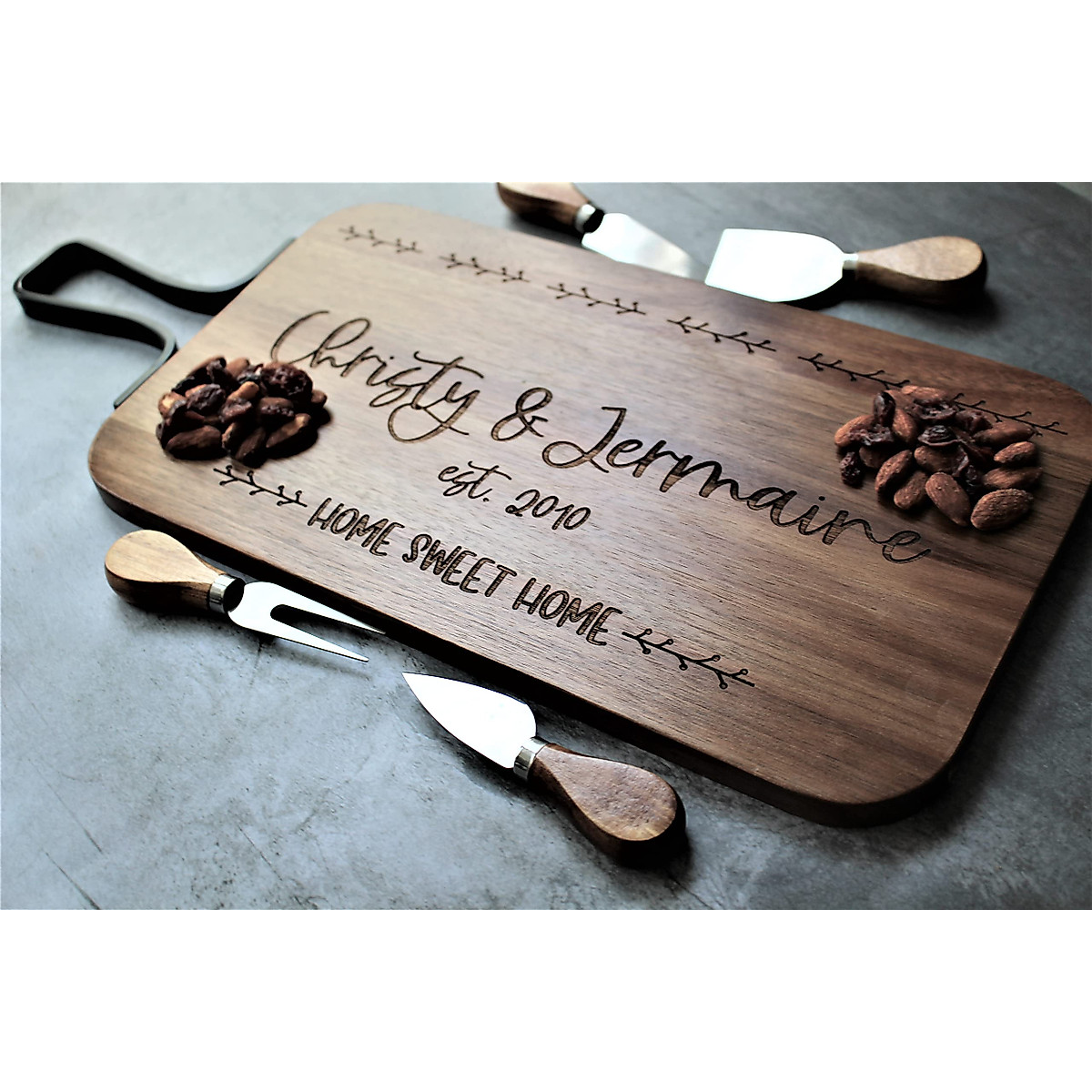Personalized Charcuterie Board Cheese Serving Board with Handle Serving Tray Bread Board For Wedding Engagement Gift