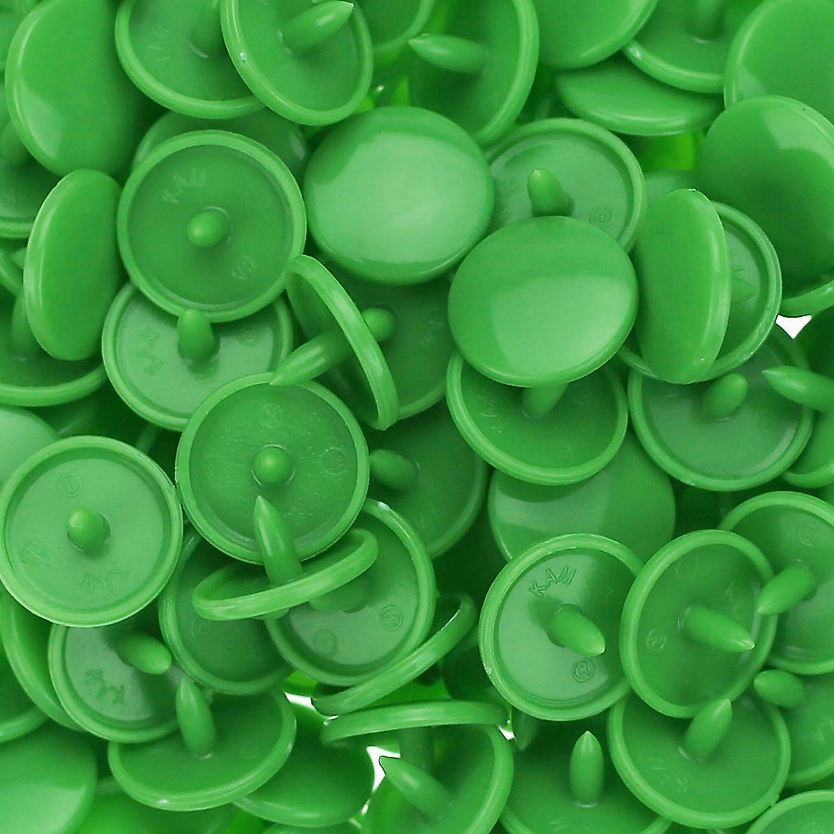 100 Sets Snaps Buttons, Glossy Round Size 20 T5 Resin Plastic Snaps Buttons Fasteners Punch Poppers for Cloth Diaper/Bibs/Nappies