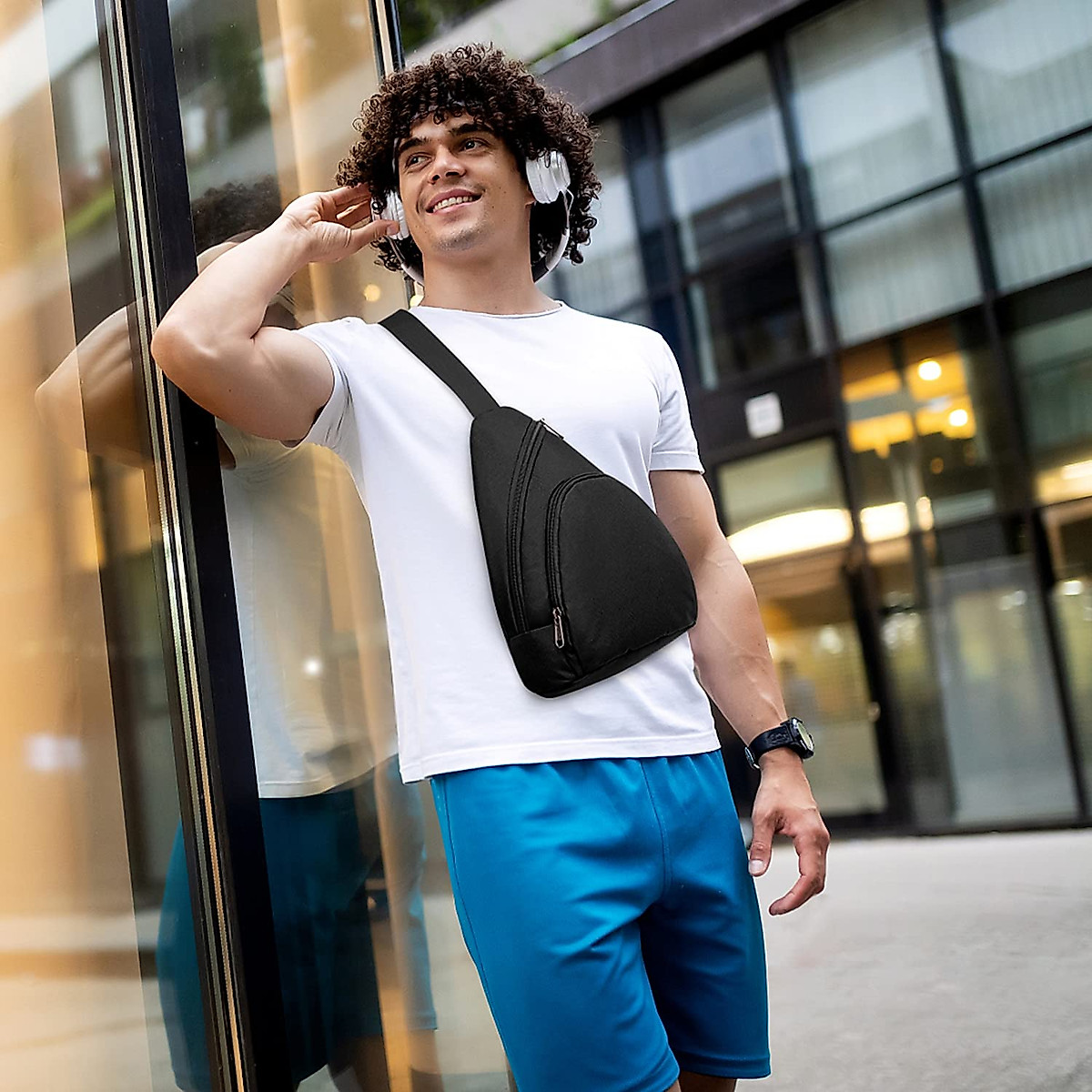 XQXA Sling Bag for Men Lightweight Crossbody Bag Men Hiking Chest Bag Casual Daypack Backpacks Multipurpose One Shoulder Outdoor Travel Bag Phone Bag for Women - Black