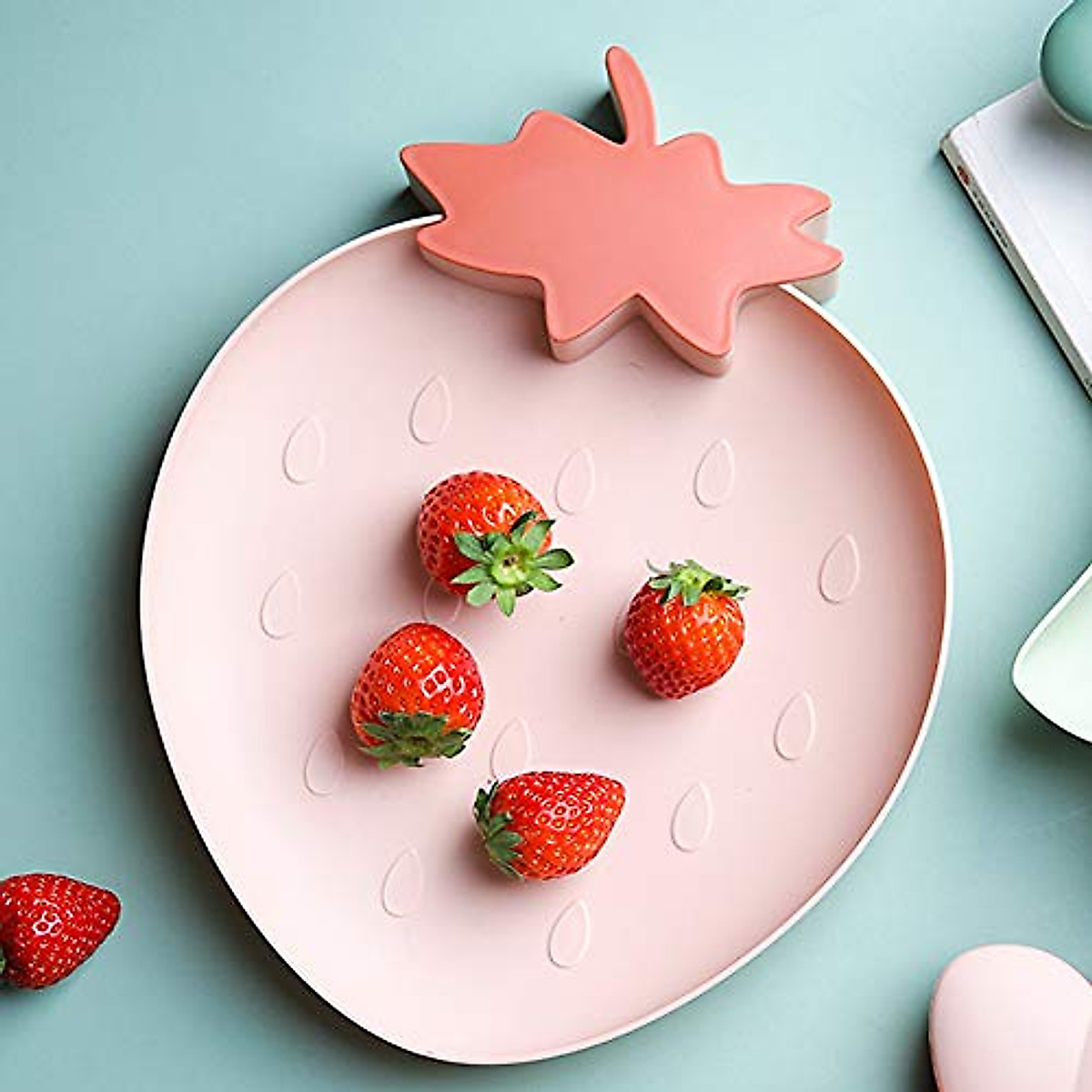 Kawaii Strawberry Plastic Trays Snack Plates Kitchen Bowls,2 Pack Plastic Plates Serving Platters Food Tray Decorative Serving Trays for Candy,Fruits,Dessert,Salad Dish Home Wedding Party Platters