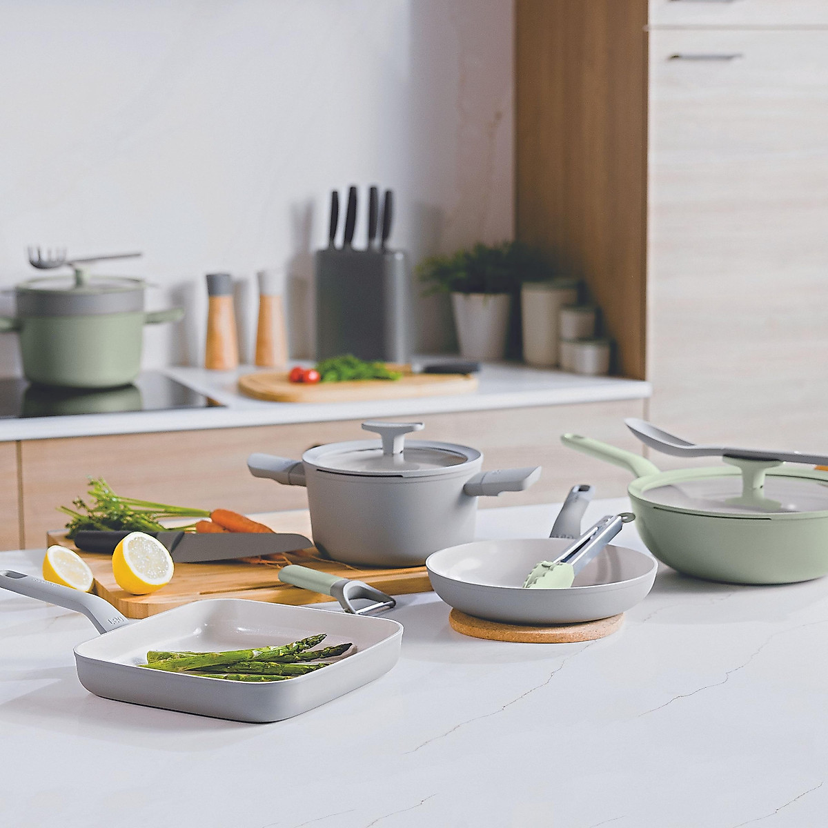 BergHOFF Balance Non-stick Ceramic Stockpot 8", 3.3qt., Multifunctional Glass Lid, Recycled Aluminum, CeraGreen Non-toxic Coating, Stay-cool Handle, Induction Pan, For Stew Soup Steam, Moonmist